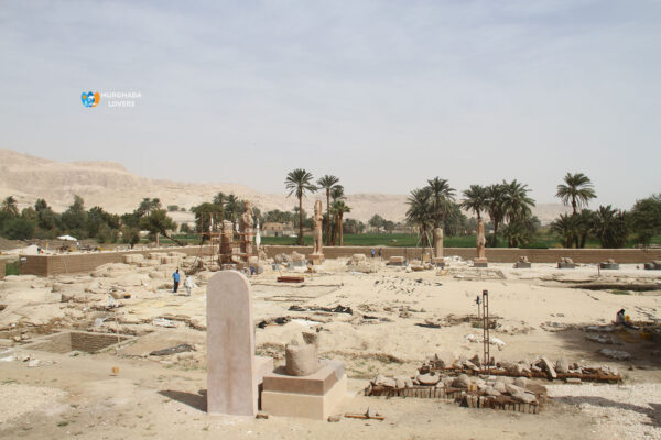 Colossi of Memnon in Luxor, Egypt | Facts, Egyptian Monuments