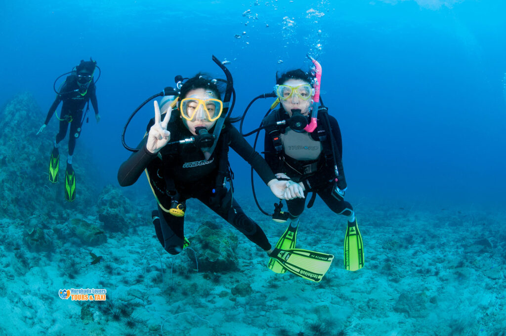 Tauchen in Hurghada Ägypten | Tauchplätze Karte, Korallenriffe