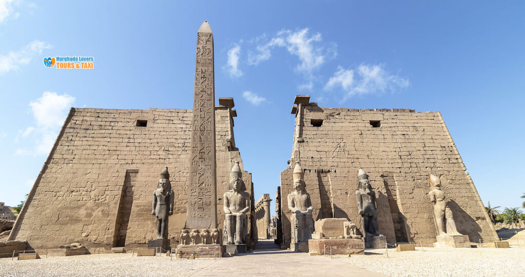 Obelisks of Pharaohs | Facts and history Egyptian obelisks outside